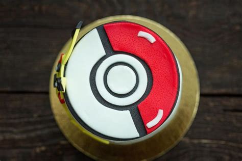 29 Unique Anime Cakes You Cant Resist To Make Agoralia Recipes