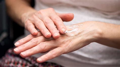 How To Reverse Signs Of Aging From Your Hands Live Enhanced
