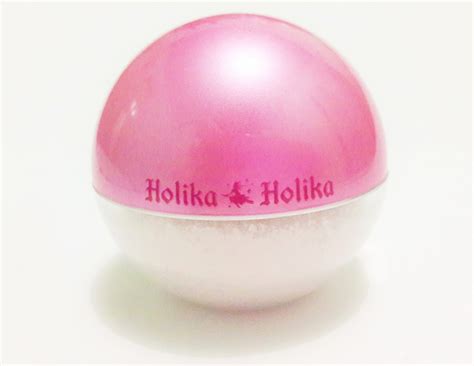 ~TickledPink~: Holika Holika Strawberry Pore Magic Cover SPF 50+ PA+++