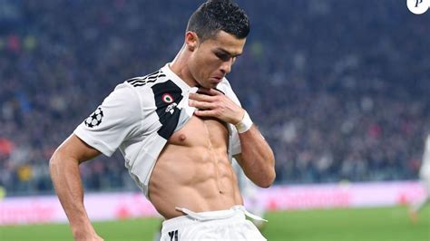 Cristiano Ronaldo Superstar Sur Un Site Porno