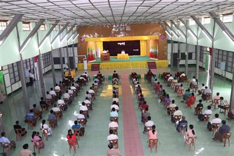 နိုင်ငံတော်စီမံအုပ်ချုပ်ရေးကောင်စီအဖွဲ့ဝင် ဒေါက်တာမှုထန်၊ ချင်းပြည်နယ်အတွင်းရှိ မြို့နယ်များသို့