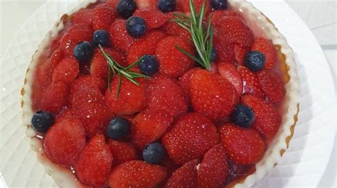 크리스마스는 코스트코 딸기 프로마쥬 타르트 추천 골든 그레이스 와인과 함께하기 네이버 블로그