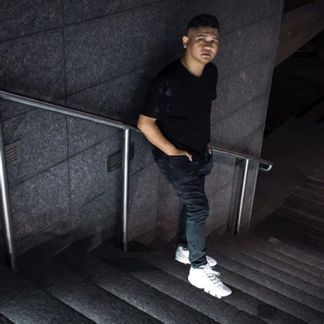 Stream Ka Lia Universe Kenny Logic Nruag Nas By Kenny Logic Listen Online For Free On