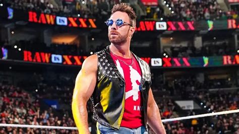 Konnan defiende que LA Knight se inspiró en The Rock lo llama el chico más atractivo de la WWE