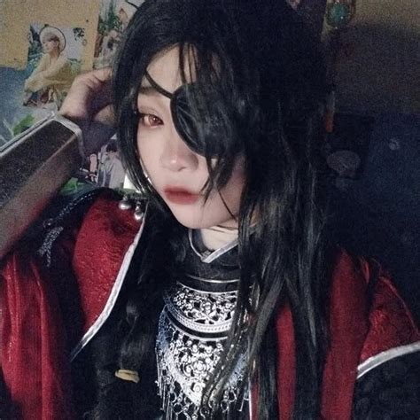 Shiori Threads Say More