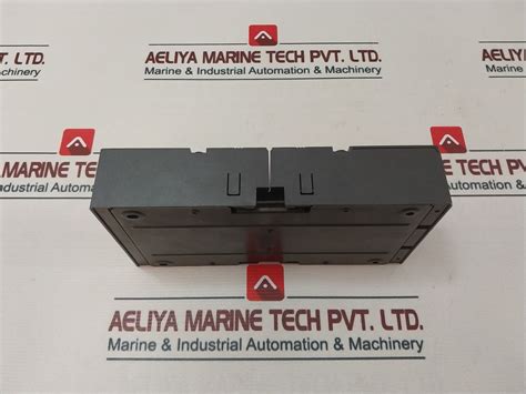 Idec Izumi Pfj T013u Analog Output Unit With Pfj T081u 8 Relay Output Unit Aeliya Marine