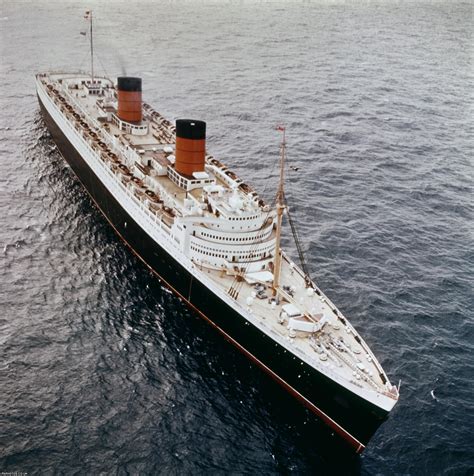 Rms Queen Elizabeth By Kipfox32 On Deviantart