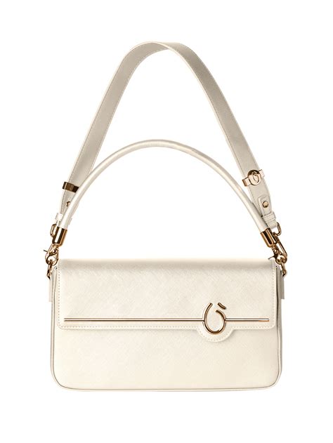 Tsikolia Com აქსესუარები