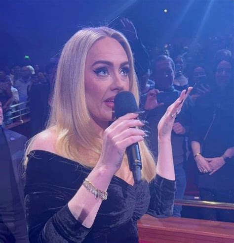 Pin De Pao🦔 En Adele ️ Celebridades Famosos