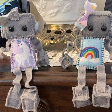 Felt Robot Plush Pattern Pdf Instant Download Diy Stuffed Plushie Diy Valentine T Etsy