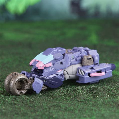 Transformers Toys Legacy Evolution Deluxe Senate Guard Autobot Javelin And Ascenticon Kaskade