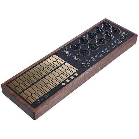 Meng Qi Wing Pinger Synth Palace