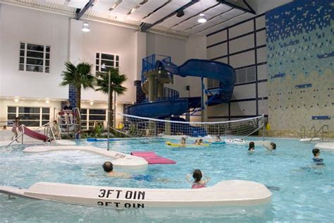 Crce Indoor Pool A Great Place To Host A Party Pool Water Features Cool Pools Indoor Pool