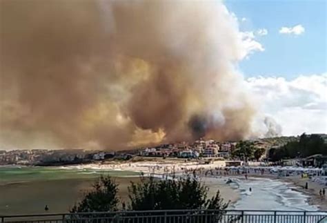 Пожар край Созопол има евакуирани Tvn Bg