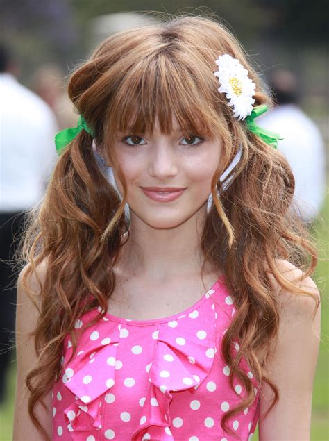 Bella Thorne Pictures Hotness Rating Unrated