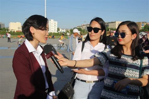 ХАЙР ДҮҮРЭН ГАР АЯНЫ НЭЭЛТ БОЛОВ