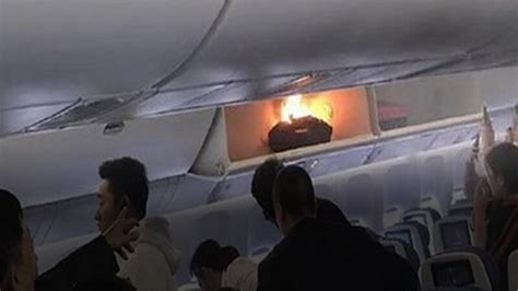 لحظه انفجار پاوربانک داخل هواپیما؛ فرود اضطراری فیلم