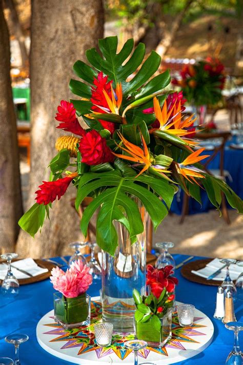 Centerpieces Tropical Theme At Betty Finkelstein Blog
