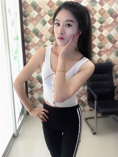可爱小妹的自拍照 每日头条