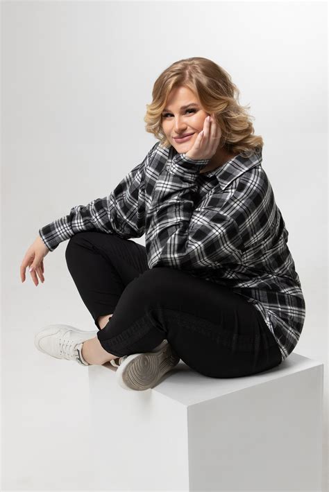 Сорочка бавовняна байкова клітинка чорно біла Жіночий одяг