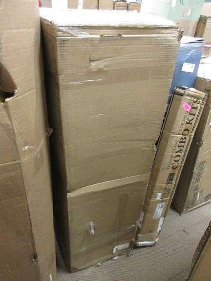 Keter Box Unity Xl Prime Time Auctions Inc