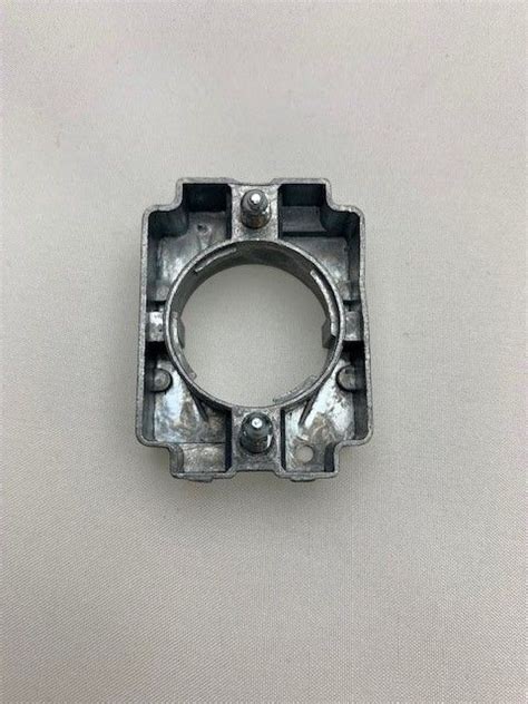 PUSH BUTTON METAL BASE