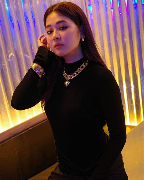 តុបតែងឈុតមួយនេះ ពេជ្រ សូលីកា បង្ហាញភាពស្រស់ស្អាត ឡើង ឆ្វា ច Khmerload Cambodia Latest News