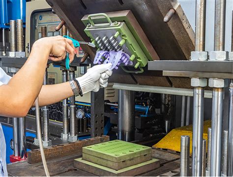 生产硅胶按键专业厂家，高品质表面工艺设备配套齐全一站式服务