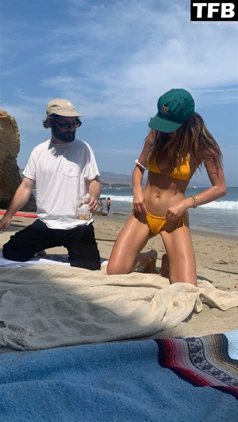 Chloe Bennet Sexy Photos Thefappening