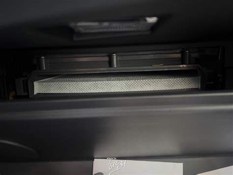 글로브박스 안쪽에 보시면