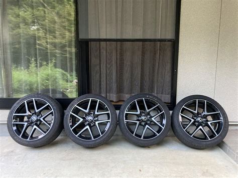 Fl1 純正ホイール タイヤ付き メルカリ