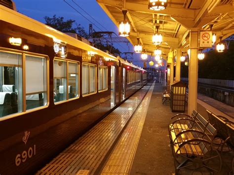 夜の阪急嵐山駅 by しなの ID5926550 写真共有サイト PHOTOHITO