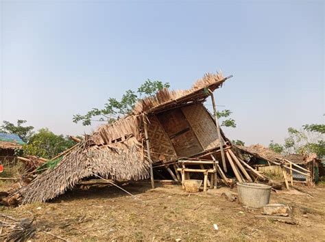 ကျောင်းကုန်းမြို့၌ မိုးရွာသွန်းပြီး လေပြင်းတိုက်ခတ်မှုကြောင့် နေအိမ် ၁၅ လုံးပြို၊ ၁၇ လုံး