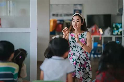 Contoh Teks Pidato Hari Guru Singkat Dan Penuh Dengan Makna Sonora Id