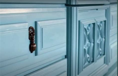 Лак за тебеширена боя Декор Димотика