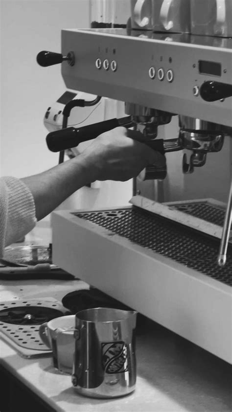 로스터리220 원두납품 카페창업 커피교육 월요일 루틴 로스팅 업무 로스터기 예열 생두 계량 로스팅