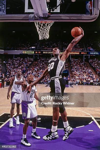 David Robinson 1995 Photos And Premium High Res Pictures Getty Images