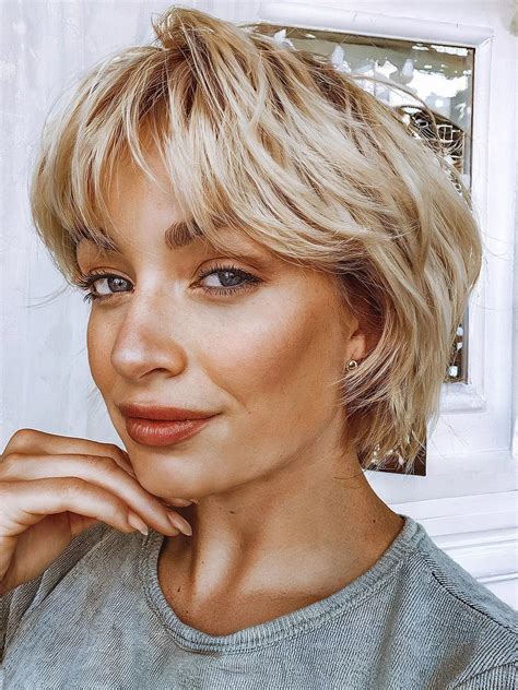 Short Layered Bob With Bangs