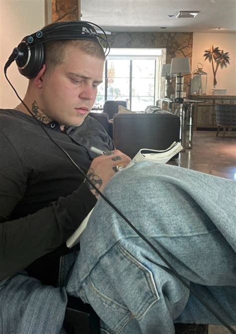 Chib On Twitter Hes Studying Mario Party Speedruns Https T Co GbisyL BRi Twitter