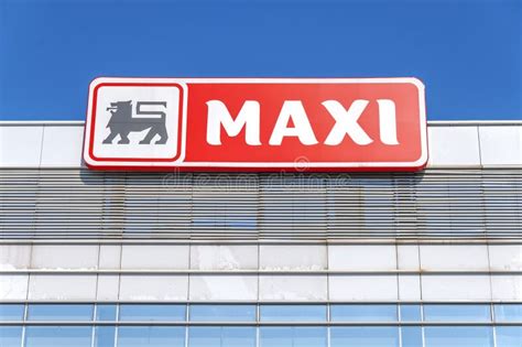 Maxis стоковые фото – бесплатные и стоковые фото RF от Dreamstime