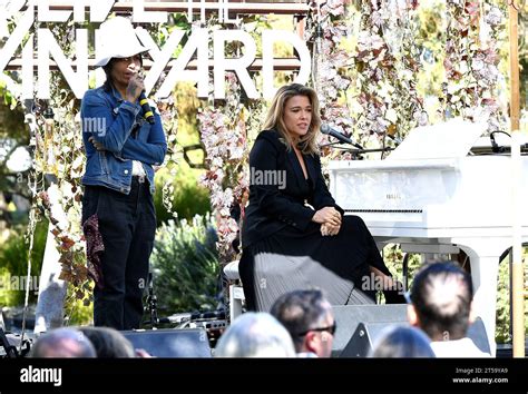 Carneros Usa 03rd Nov 2023 Linda Perry And Rachel Platten Onstage