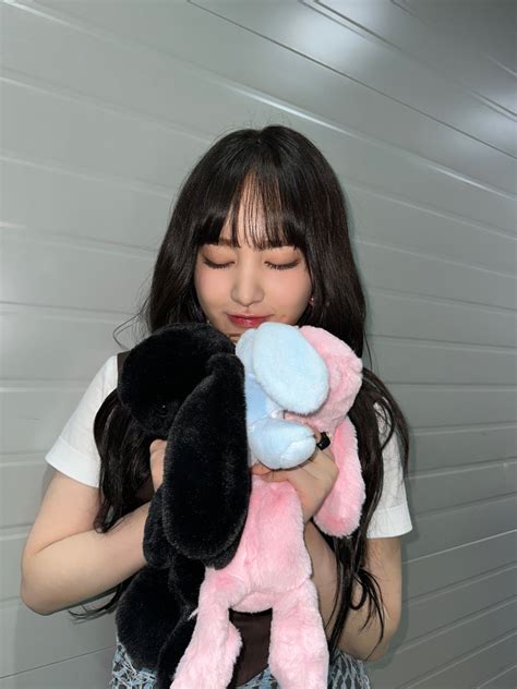 Ive On Twitter 놀토 토끼 🐰🐇🖤🩵🩷 Ive 아이브 Liz 리즈
