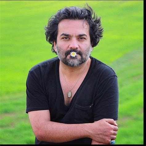 مجموعه اشعار و ترانه های یغما گلرویی♥ از دست ندید طرفداری