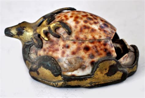 Han Period Mat Weight Gilt Bronze With Shell 3rd C Bce Collection Linda Pastorino Ancient