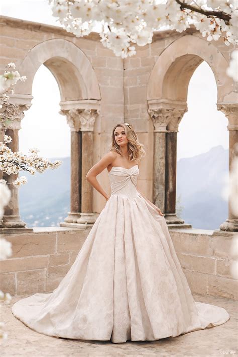 The Aurora Wedding Gowns The Bridal Collection In Denver Co