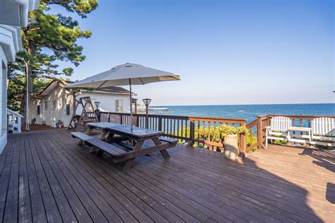 바닷가솔밭펜션