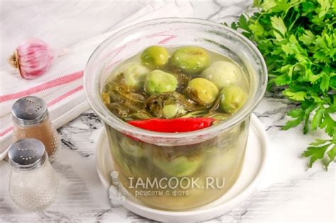 Соленые зеленые помидоры на зиму холодным способом — рецепт с фото пошагово