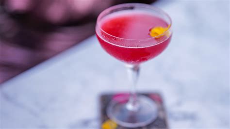 The Ingredient Swap That Ensures A More Robust Sour Cocktail