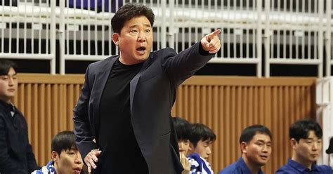 외국인 선수 스톡스 두문불출…고심 깊어진 프로농구 소노