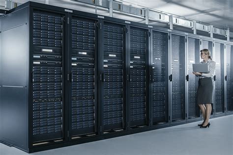 Blade Server Vs Rack Server Which Is The Better Choice For Your Business Cxtec Blog